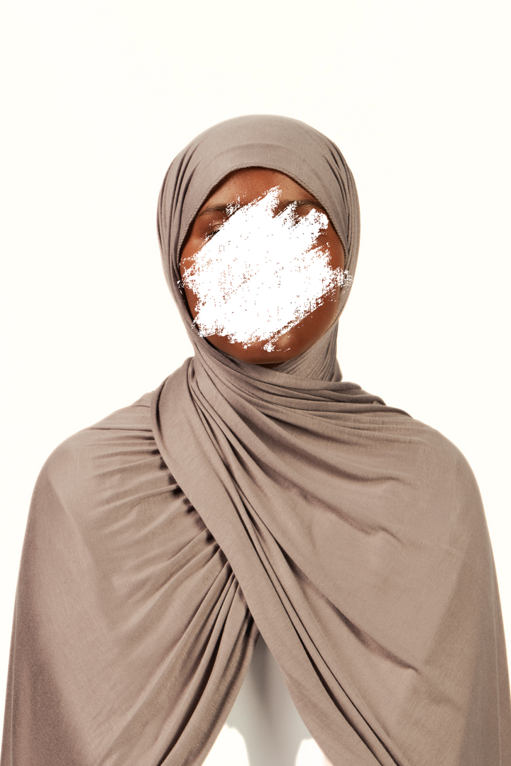 Quality abayas from Luude – Luude Collection