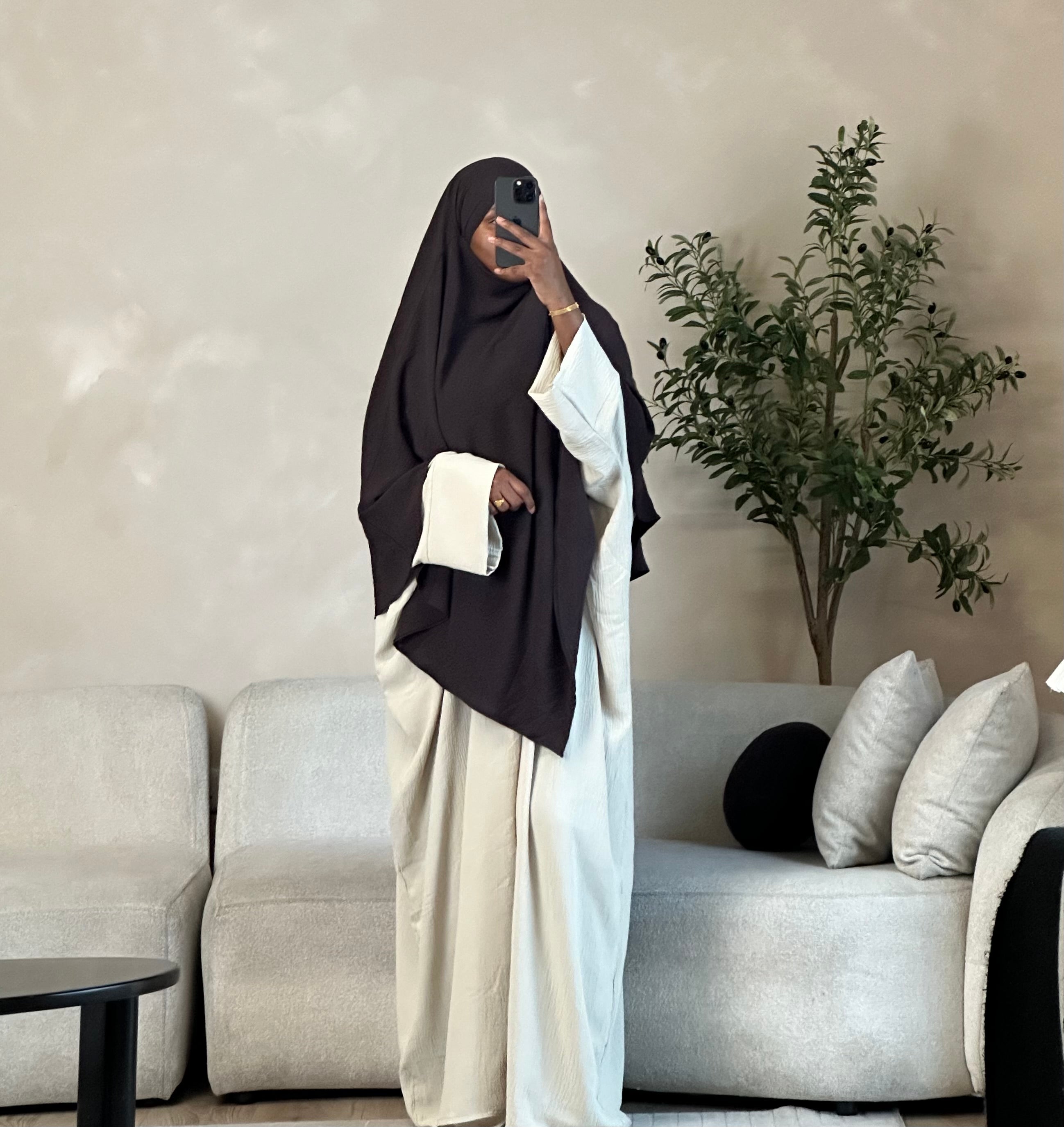 Quality abayas from Luude – Luude Collection