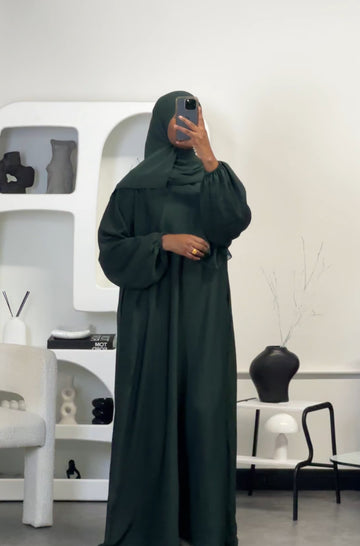 Quality abayas from Luude – Luude Collection
