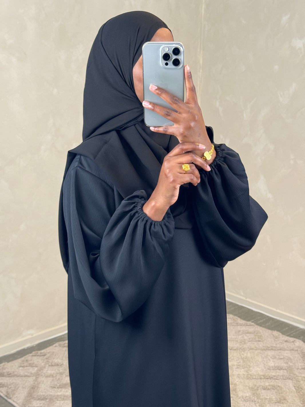 Quality abayas from Luude – Luude Collection