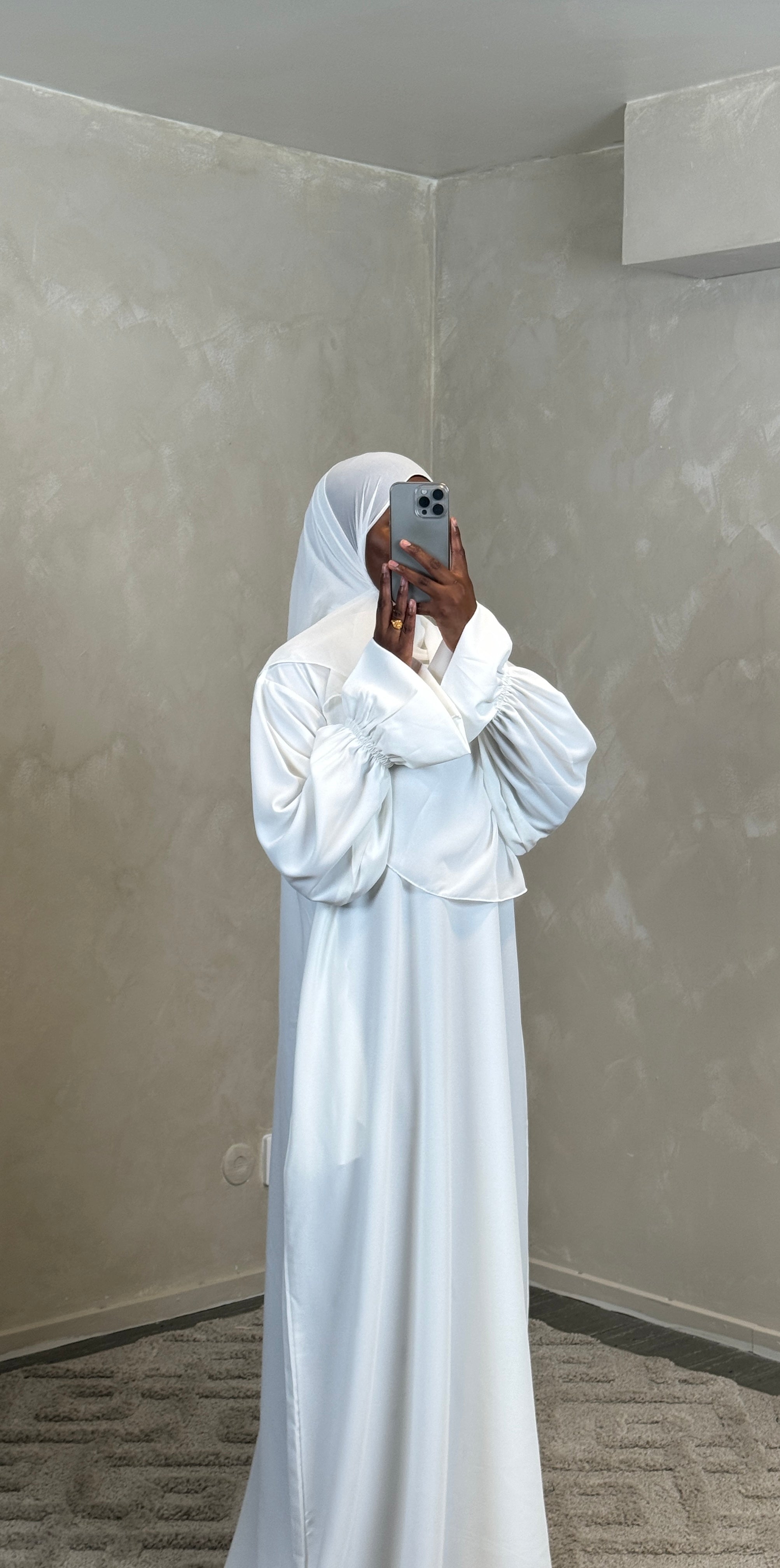 Quality abayas from Luude – Luude Collection